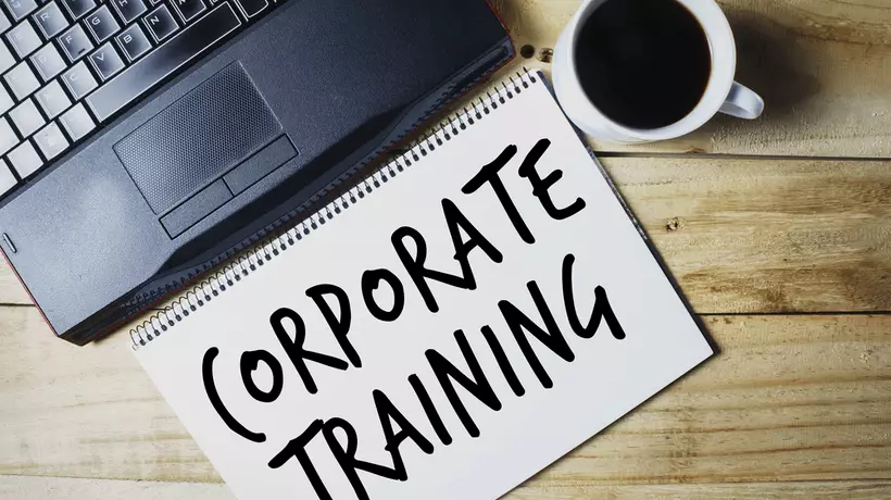 “ELearning Corporate Training Programma” dörediň