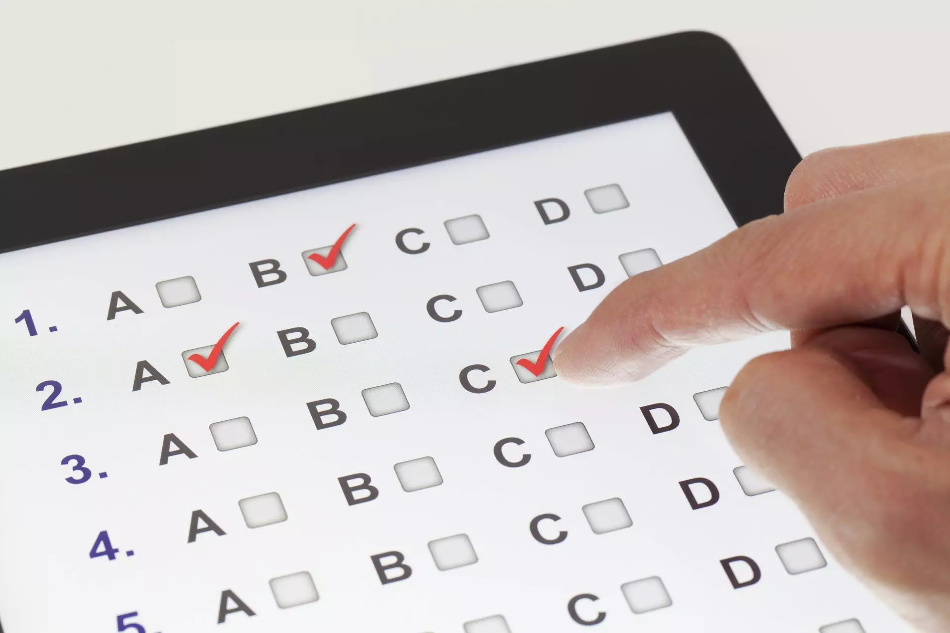 Multiple-Choice-Fragen im eLearning: Was eLearning-Experten wissen sollten