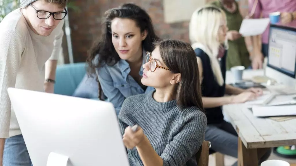 7 dicas para projetar treinamento on-line de integração para alunos corporativos da geração Z