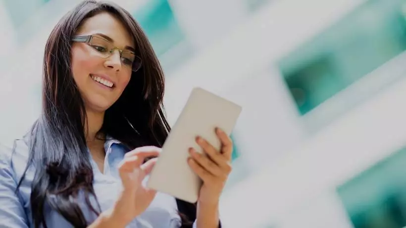 I-Mobile Learning Ιn ΤHe Workplace: Umbono we-LMS